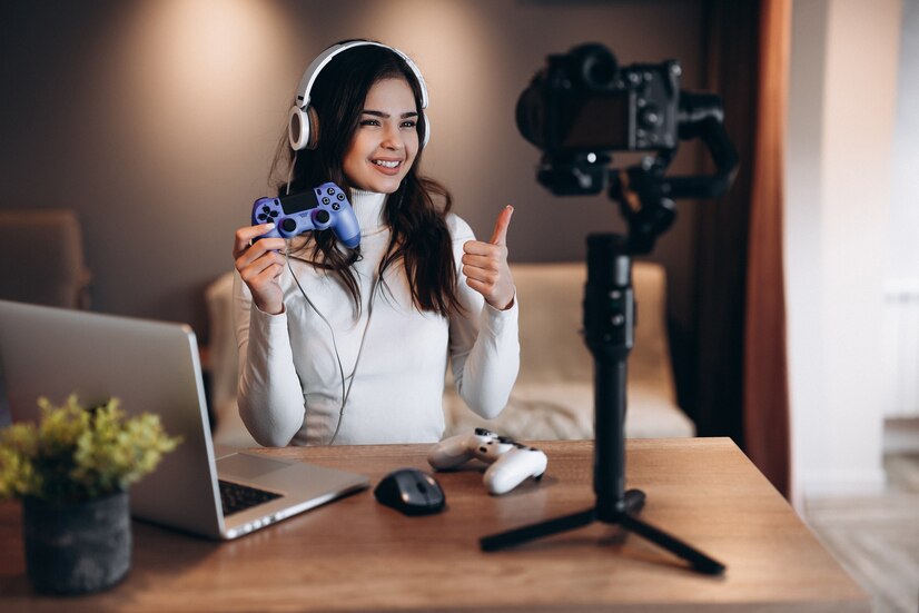 Apa Itu Influencer? Arti, Tugas, Jenis, dan Contohnya